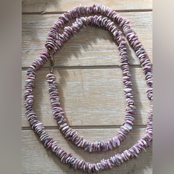 Jewelry | Vintage Beautiful Purple Shell Necklace W Twist Clasp Hawaii ...
